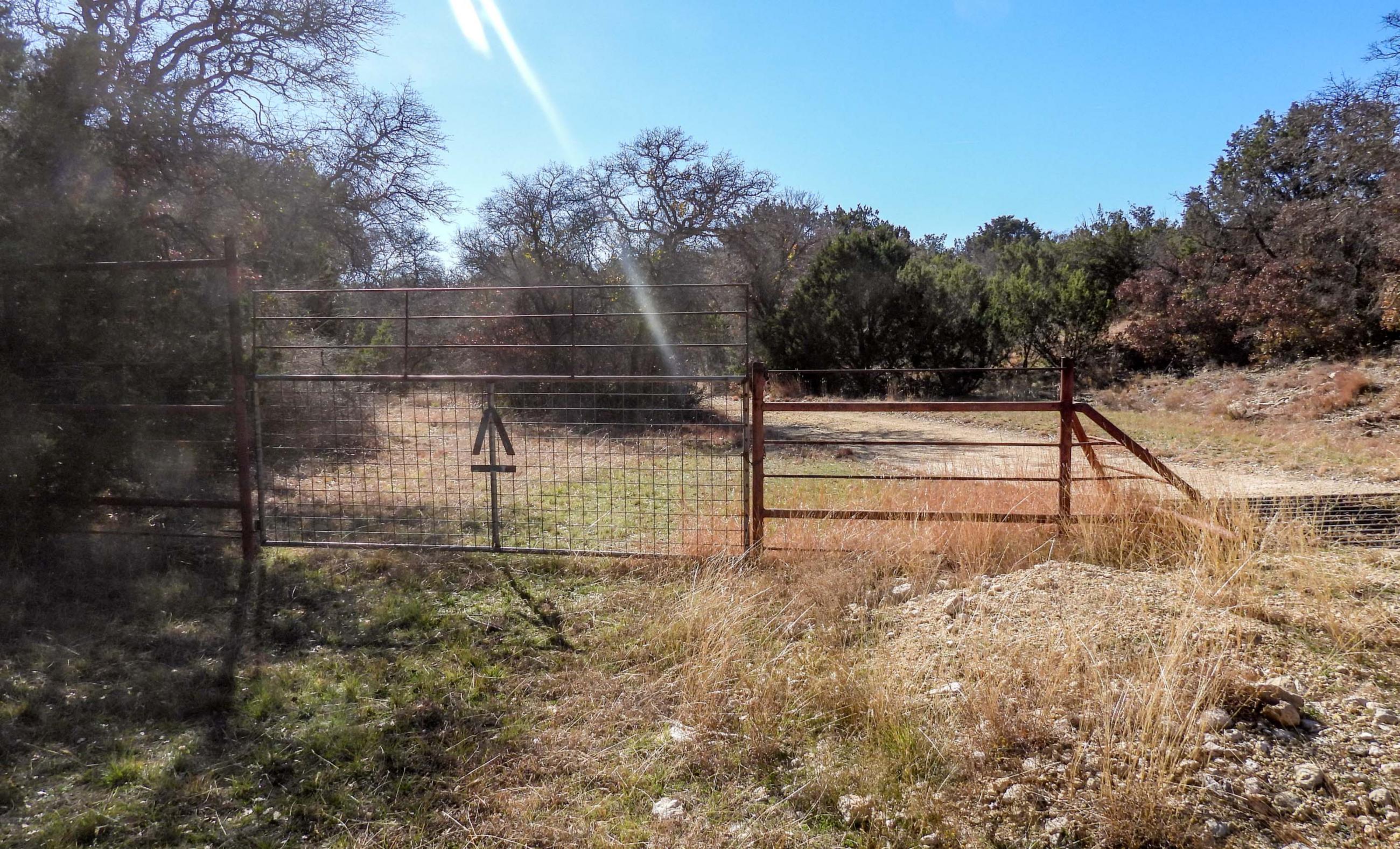 Arledge Family Ranch | Chas S. Middleton