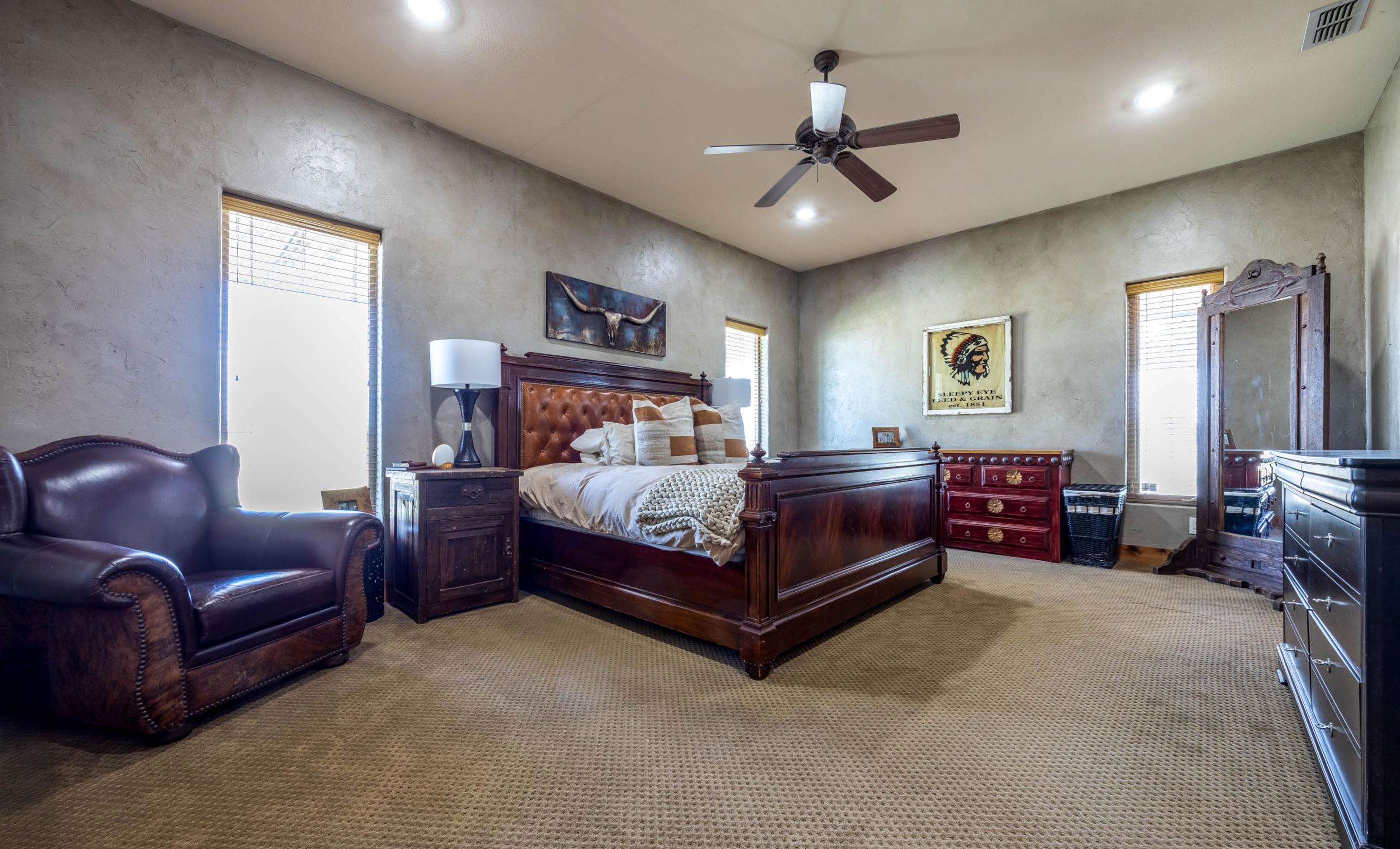 Barrett Horse Property | Chas S. Middleton