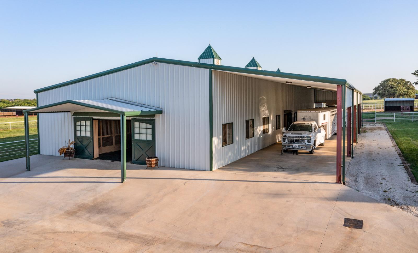 Fossil Gate Farms | Chas S. Middleton