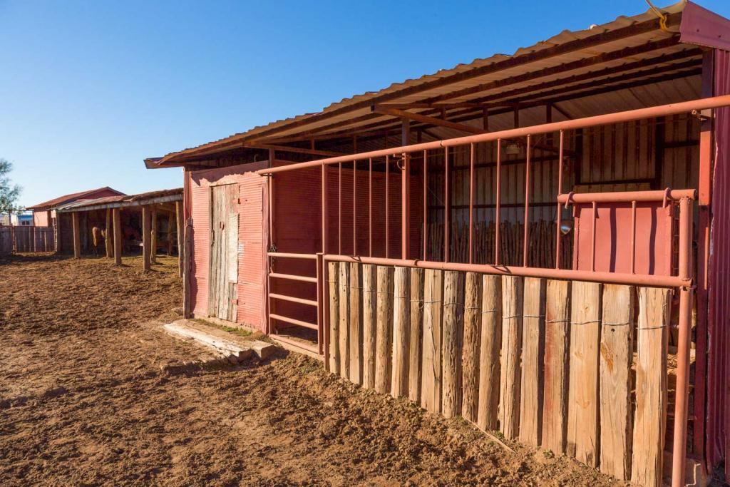 Swenson Family Flat Top Ranch | Chas S. Middleton