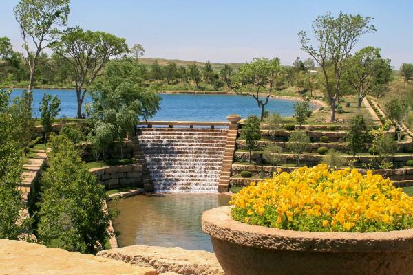 Boone Pickens' Mesa Vista Ranch | Chas S. Middleton